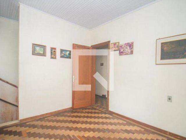 Casa à Venda Higienópolis, 3 Quartos, 150 m² Porto Alegre