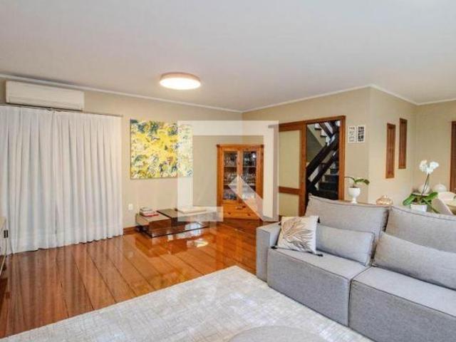 Casa à Venda Higienópolis, 3 Quartos, 340 m² Porto Alegre