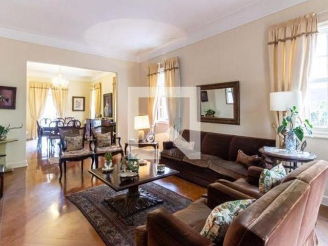 Casa à Venda Higienópolis, 4 Quartos, 400 m2