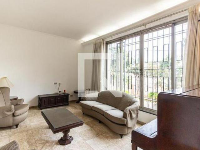 Casa à Venda Higienópolis, 4 Quartos, 450 m2