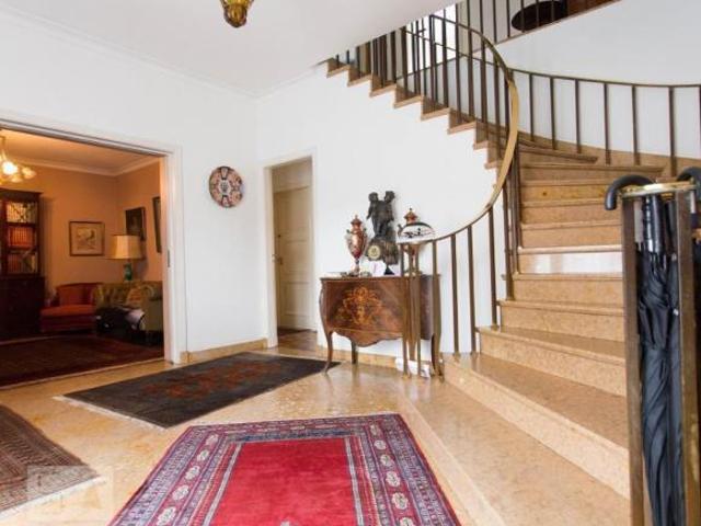 Casa à Venda Higienópolis, 4 Quartos, 500 m2