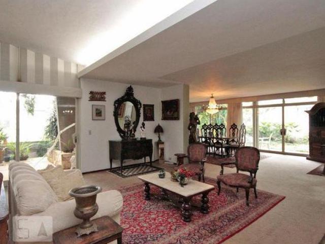 Casa à Venda Higienópolis, 4 Quartos, 600 m2