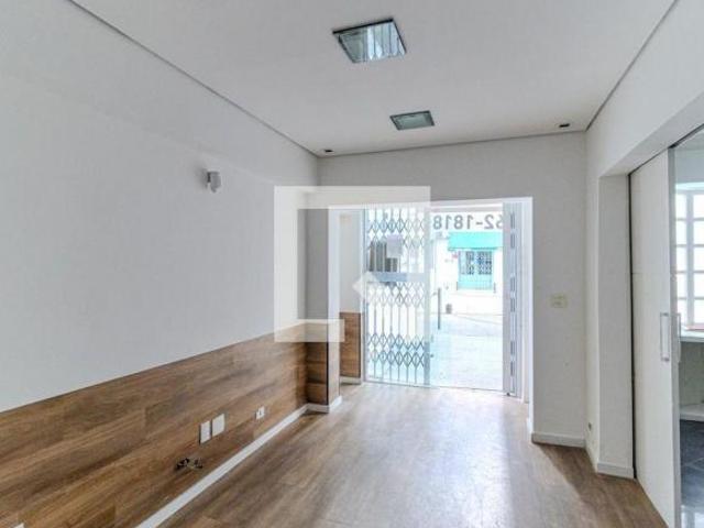 Casa à Venda Higienópolis, 4 Quartos, 180 m2