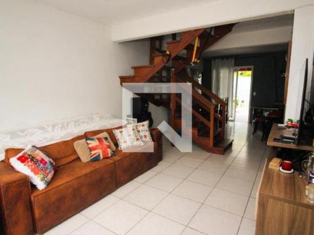 Casa à Venda Hipica, 3 Quartos, 111 m² Porto Alegre