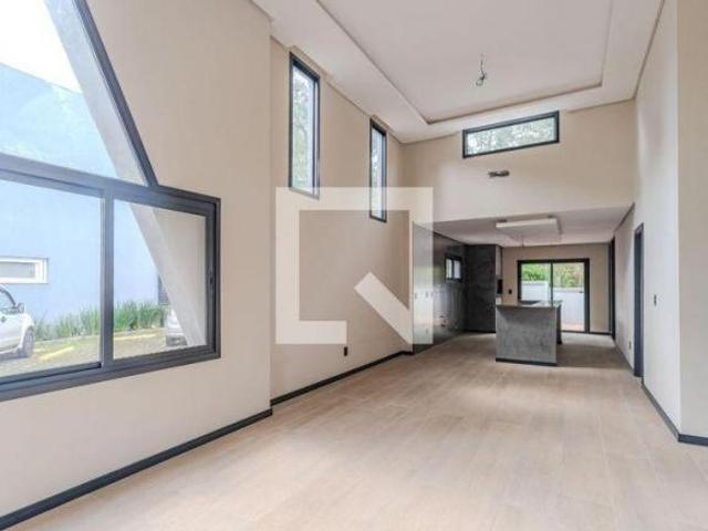 Casa à Venda Hipica, 3 Quartos, 122 m² Porto Alegre