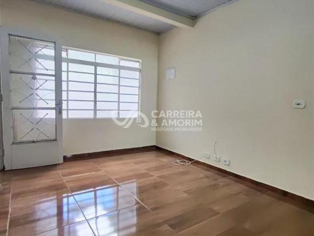 CASA A VENDA, IMÓVEL PARA RENDA A 10 MIN 900 M DO METRÔ CAMPO LIMPO LINHA LILÁS, 3 CASAS EXCELENTE