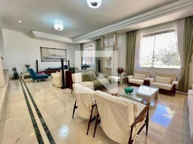 Casa à Venda Interlagos, 4 Quartos, 1180 m² São Paulo