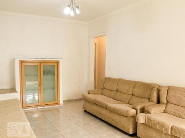 Casa à Venda Interlagos, 4 Quartos, 140 m2