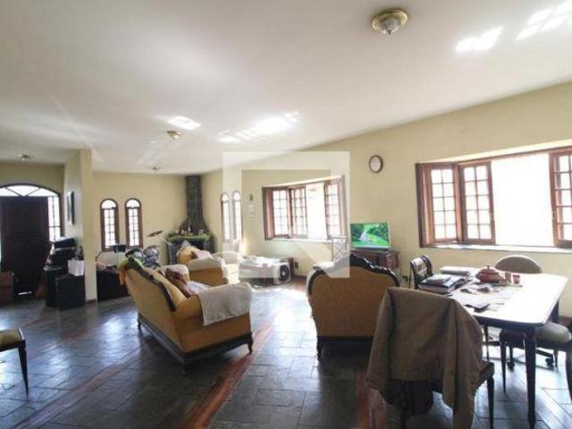 Casa à Venda Interlagos, 4 Quartos, 200 m2