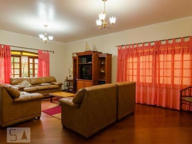Casa à Venda Interlagos, 4 Quartos, 250 m2