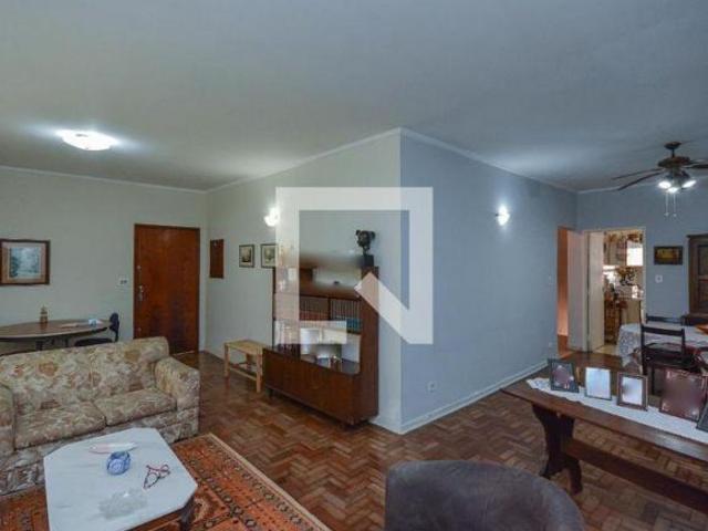 Casa à Venda Interlagos, 4 Quartos, 250 m² São Paulo
