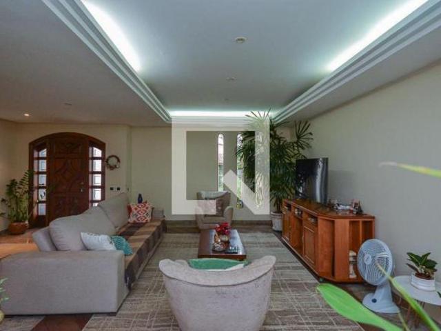 Casa à Venda Interlagos, 4 Quartos, 350 m2