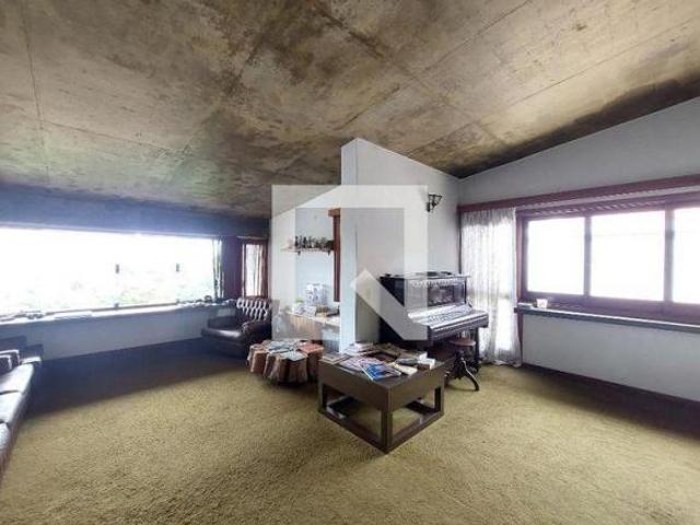 Casa à Venda Interlagos, 4 Quartos, 410 m2