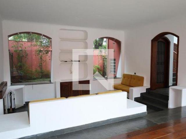 Casa à Venda Interlagos, 4 Quartos, 428 m2