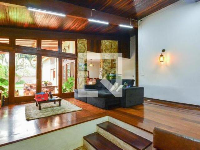 Casa à Venda Interlagos, 4 Quartos, 600 m2