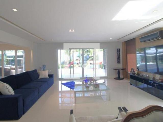 Casa à Venda Interlagos, 4 Quartos, 637 m2