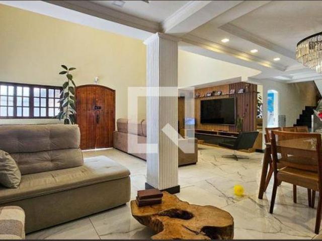 Casa à Venda Interlagos, 6 Quartos, 714 m² São Paulo