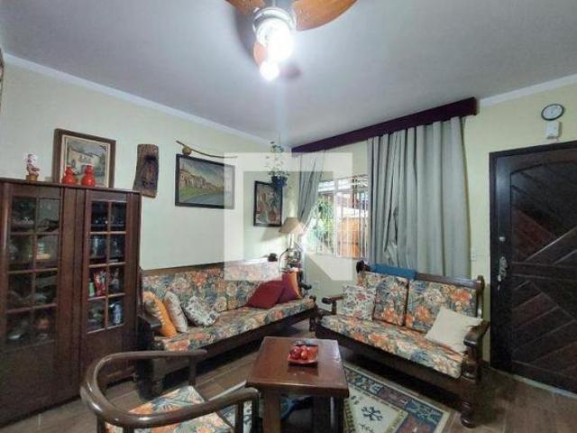 Casa à Venda Interlagos, 2 Quartos, 72 m2