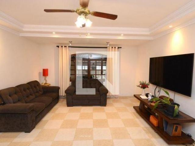 Casa à Venda Interlagos, 3 Quartos, 120 m2