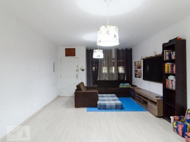 Casa à Venda Interlagos, 3 Quartos, 140 m2