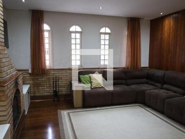 Casa à Venda Interlagos, 3 Quartos, 206 m2