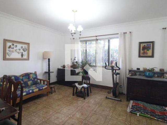 Casa à Venda Interlagos, 3 Quartos, 206 m2