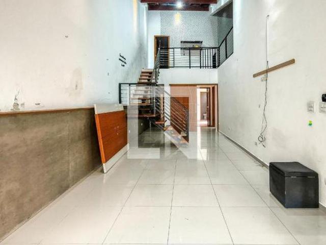 Casa à Venda Interlagos, 3 Quartos, 257 m2