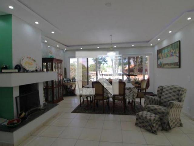 Casa à Venda Interlagos, 3 Quartos, 300 m² São Paulo