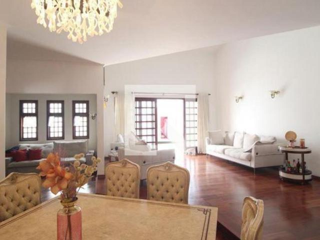 Casa à Venda Interlagos, 3 Quartos, 670 m² São Paulo