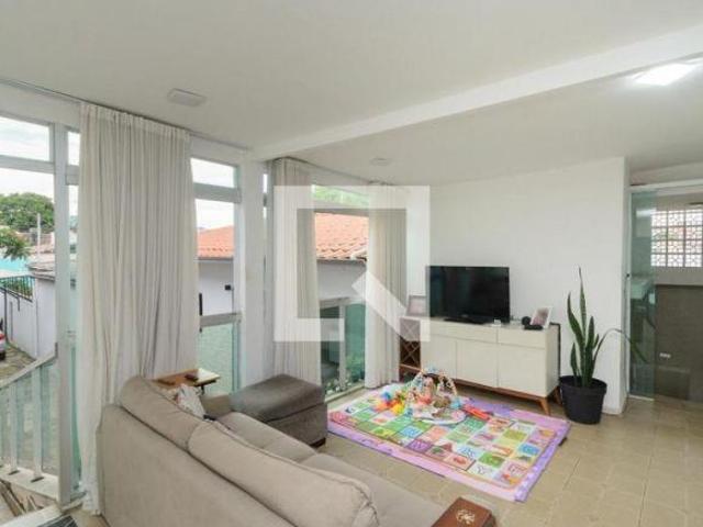 Casa à Venda Inconfidentes, 3 Quartos, 130 m² Contagem