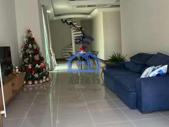 Casa à venda, Indaiá em Caraguatatuba, SP