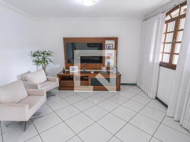Casa à Venda Indaiá, 3 Quartos, 360 m² Belo Horizonte