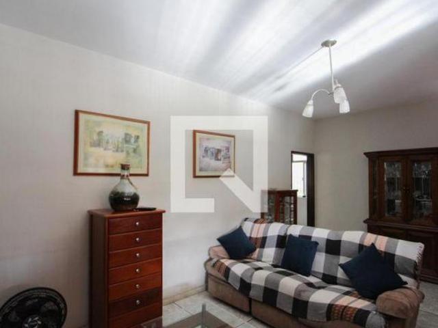 Casa à Venda Indaiá, 5 Quartos, 400 m² Belo Horizonte