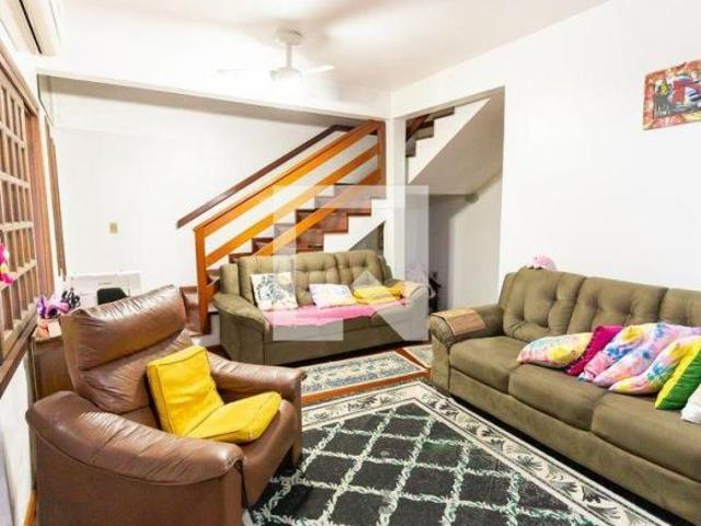 Casa à Venda Industrial, 3 Quartos, 230 m² Novo Hamburgo