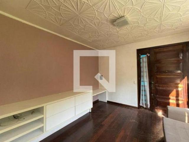 Casa à Venda Ideal, 2 Quartos, 120 m² Novo Hamburgo