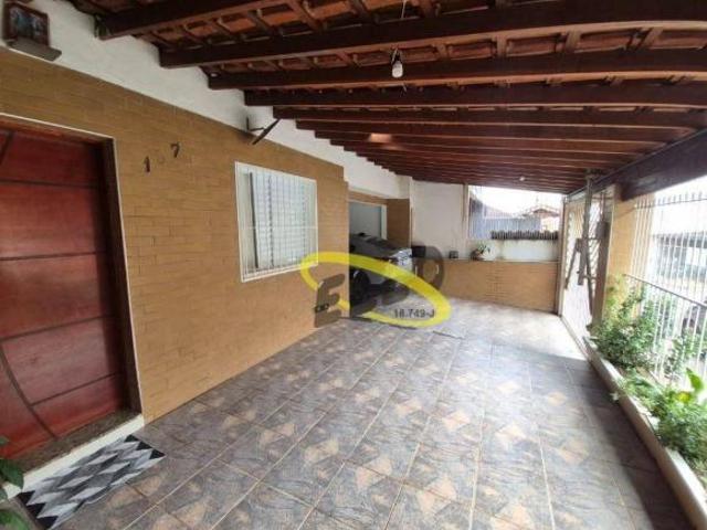 Casa à venda ideal para investimento em renda de aluguel por R$ 900.000 Granja Viana Cotia/SP