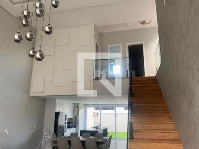 Casa à Venda Igará, 3 Quartos, 225 m² Canoas