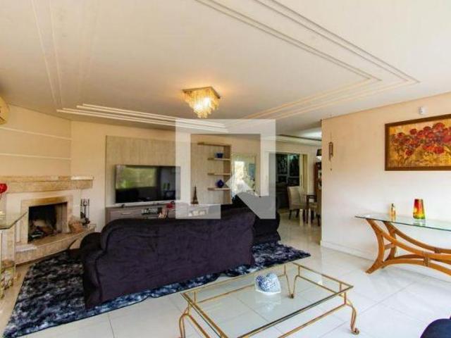 Casa à Venda Igará, 4 Quartos, 400 m² Canoas