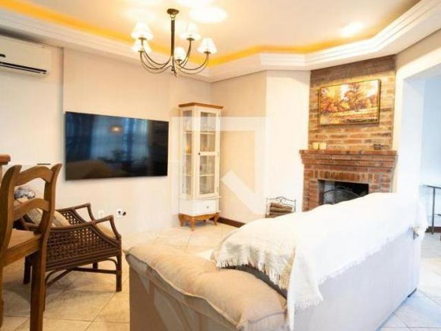 Casa à Venda Ipanema, 3 Quartos, 166 m² Porto Alegre