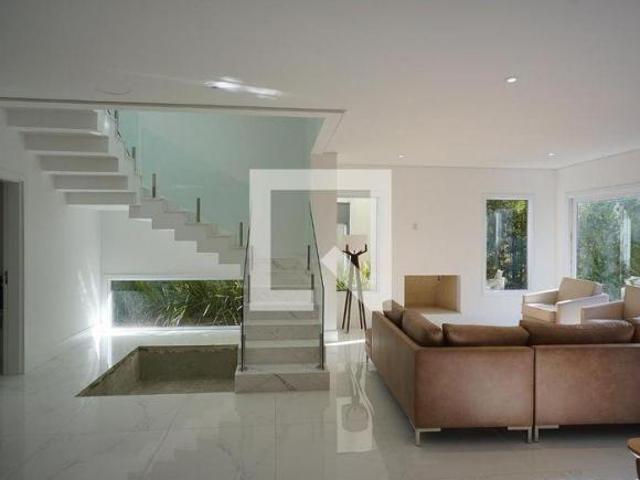 Casa à Venda Ipanema, 3 Quartos, 276 m² Porto Alegre