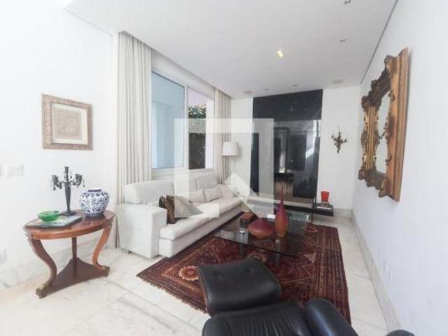 Casa à Venda Ipê da Serra, 4 Quartos, 450 m² Nova Lima