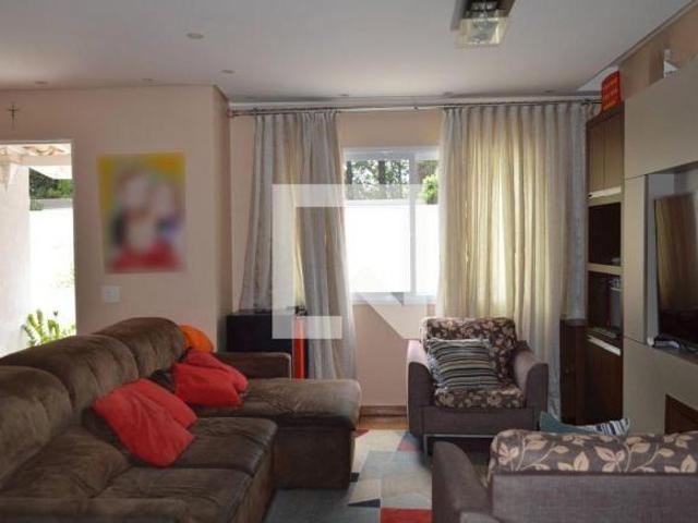 Casa à Venda Ipiranga, 3 Quartos, 140 m2