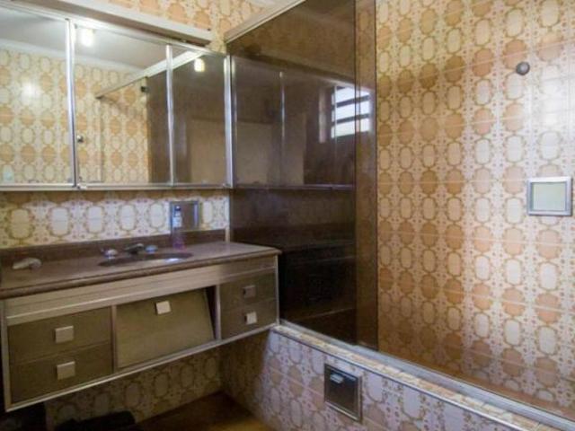 Casa à Venda Ipiranga, 3 Quartos, 240 m2