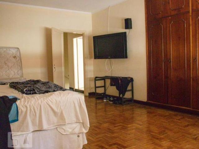 Casa à Venda Ipiranga, 3 Quartos, 240 m2