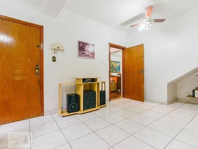 Casa à Venda Ipiranga, 3 Quartos, 240 m2