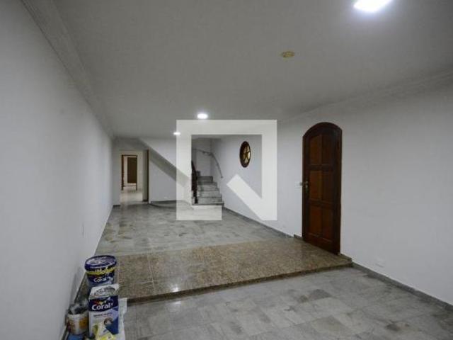Casa à Venda Ipiranga, 3 Quartos, 260 m2