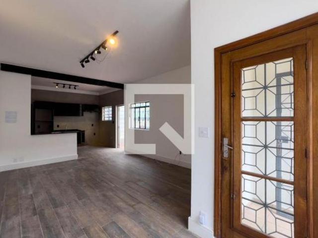 Casa à Venda Ipiranga, 3 Quartos, 200 m2