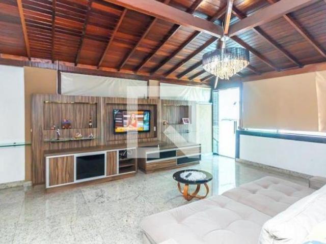 Casa à Venda Ipiranga, 3 Quartos, 230 m² Belo Horizonte