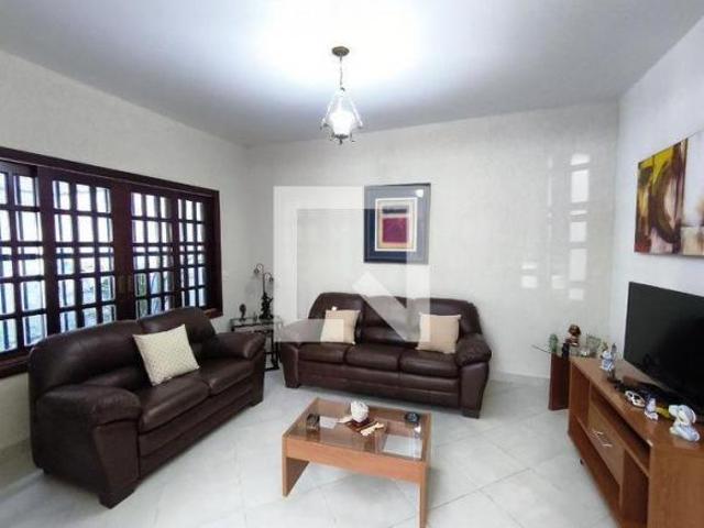 Casa à Venda Ipiranga, 3 Quartos, 180 m² São Paulo