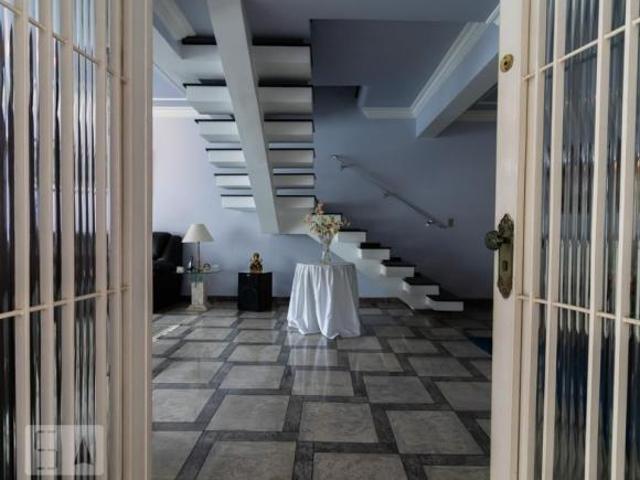 Casa à Venda Ipiranga, 3 Quartos, 357 m2